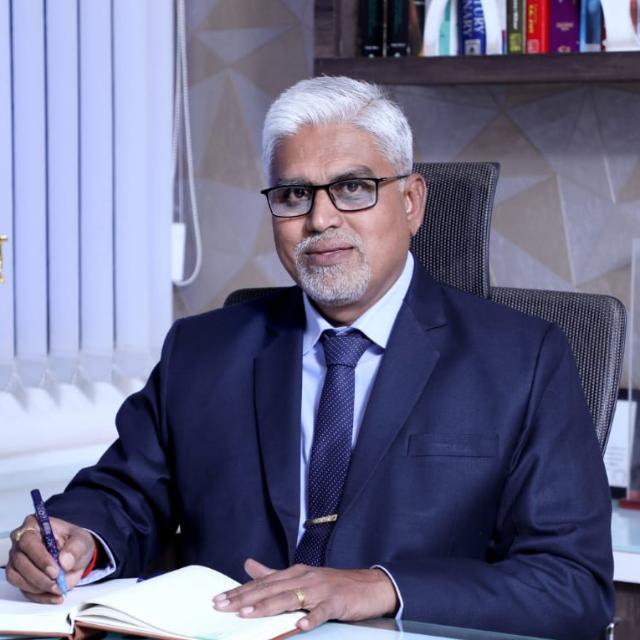 Principal Desk – Dr. J. J. Magdum Pharmacy College, Jaysingpur